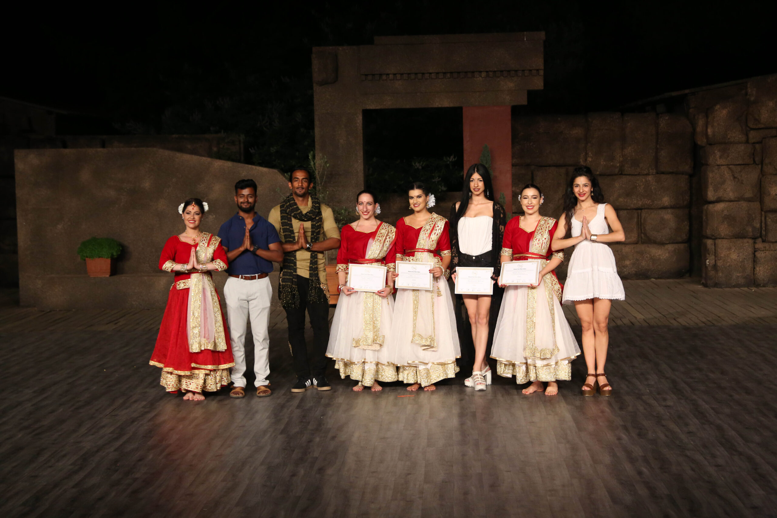 Dance Diplomas - 1st Bollywood Dance Academy Greece